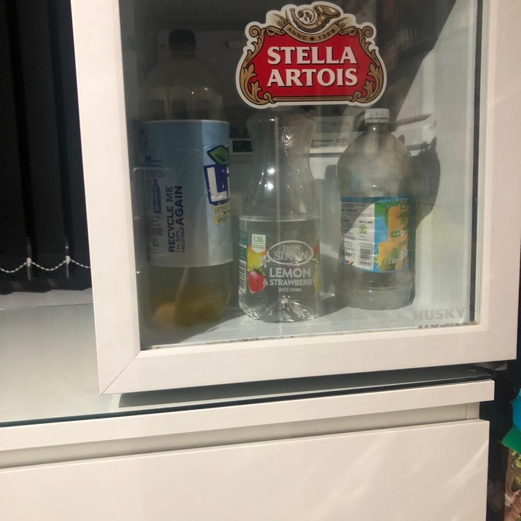 Big Stella Artois fridge in NG10 Erewash für £ 50,00 zum Verkauf ...