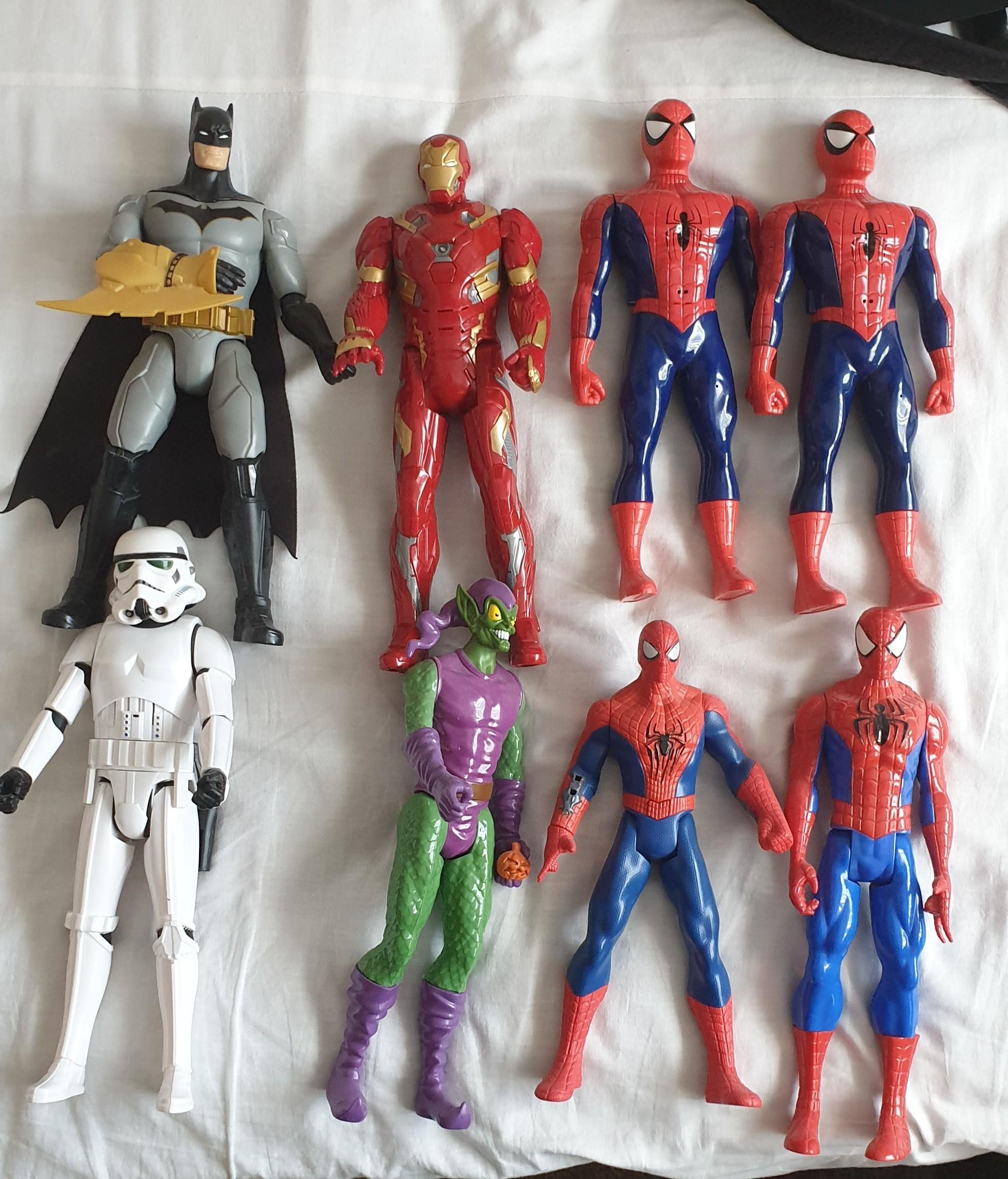 8 11inch figures in B20 Birmingham für 40,00 £ zum Verkauf | Shpock DE