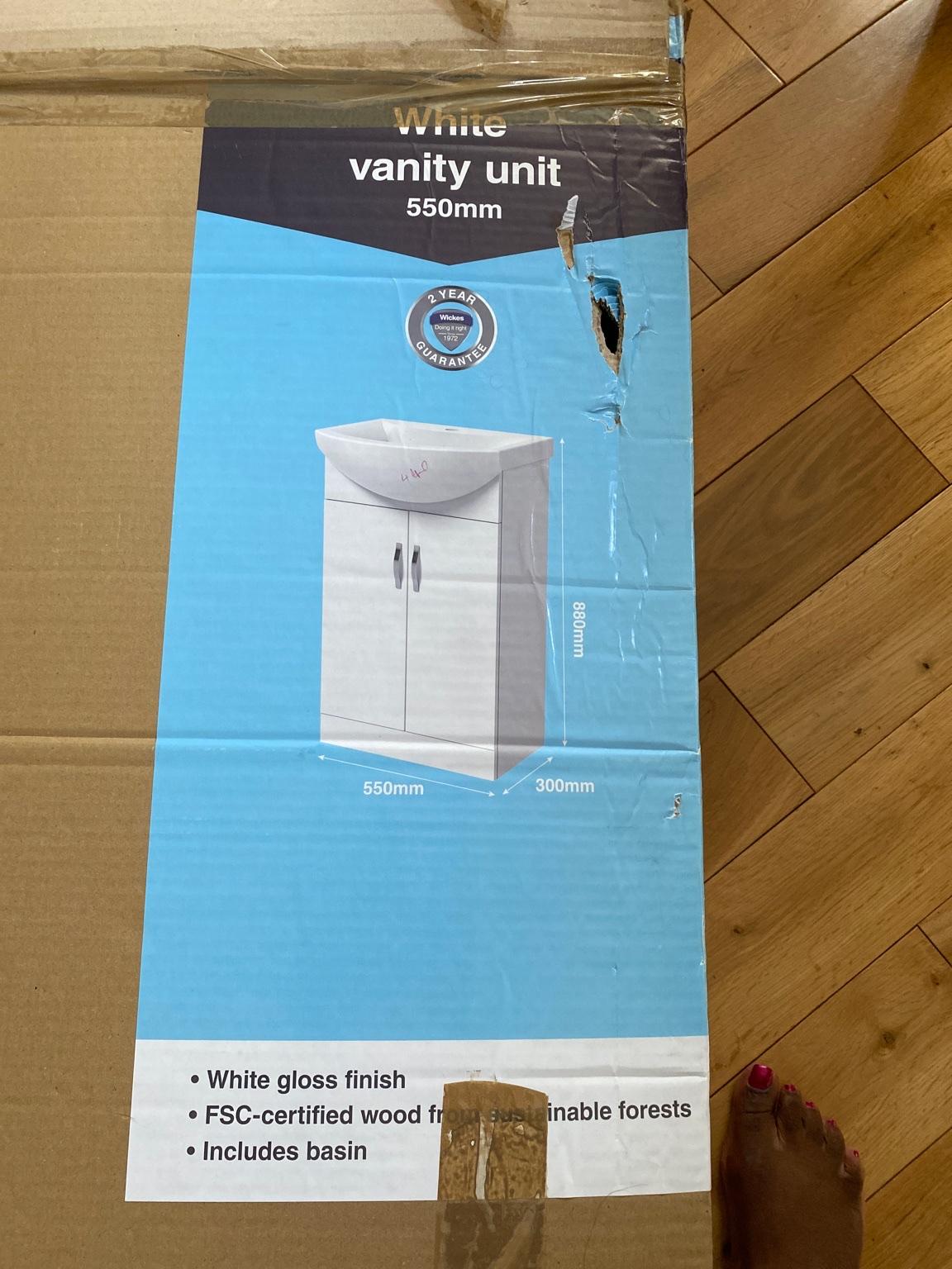 Wicked vanity unit and sink in E11 London für £ 60,00 zum Verkauf ...