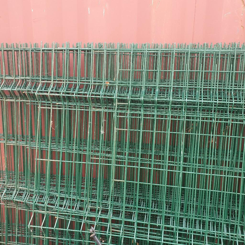 V Profile Mesh Fencing Panel in BR2 Londyn for £25.00 for sale | Shpock