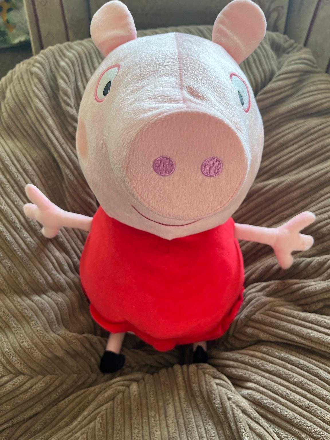 Large talking Peppa Pig in B68 Sandwell für £ 12,00 zum Verkauf | Shpock AT
