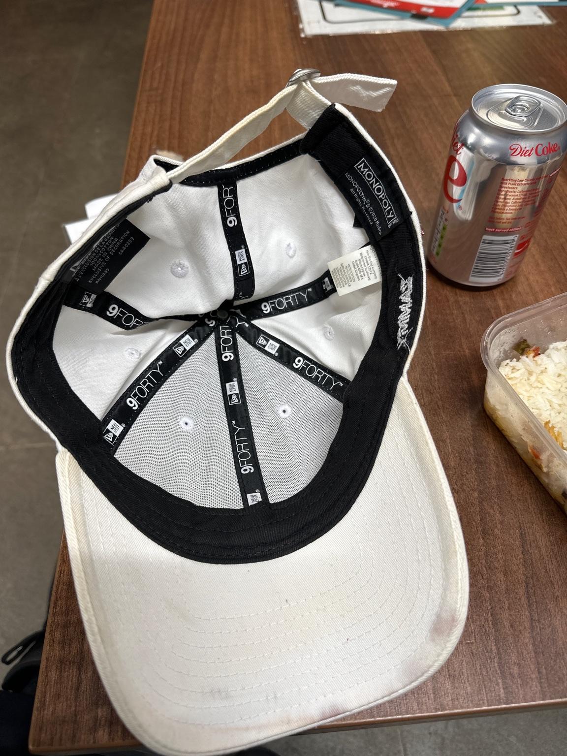 New Era Cap {Custom Monopoly Edition} in W12 London für £ 10,00 zum ...