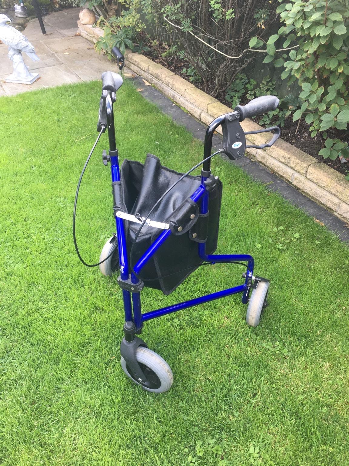 Mobility walker in RM5 London for £20.00 for sale | Shpock