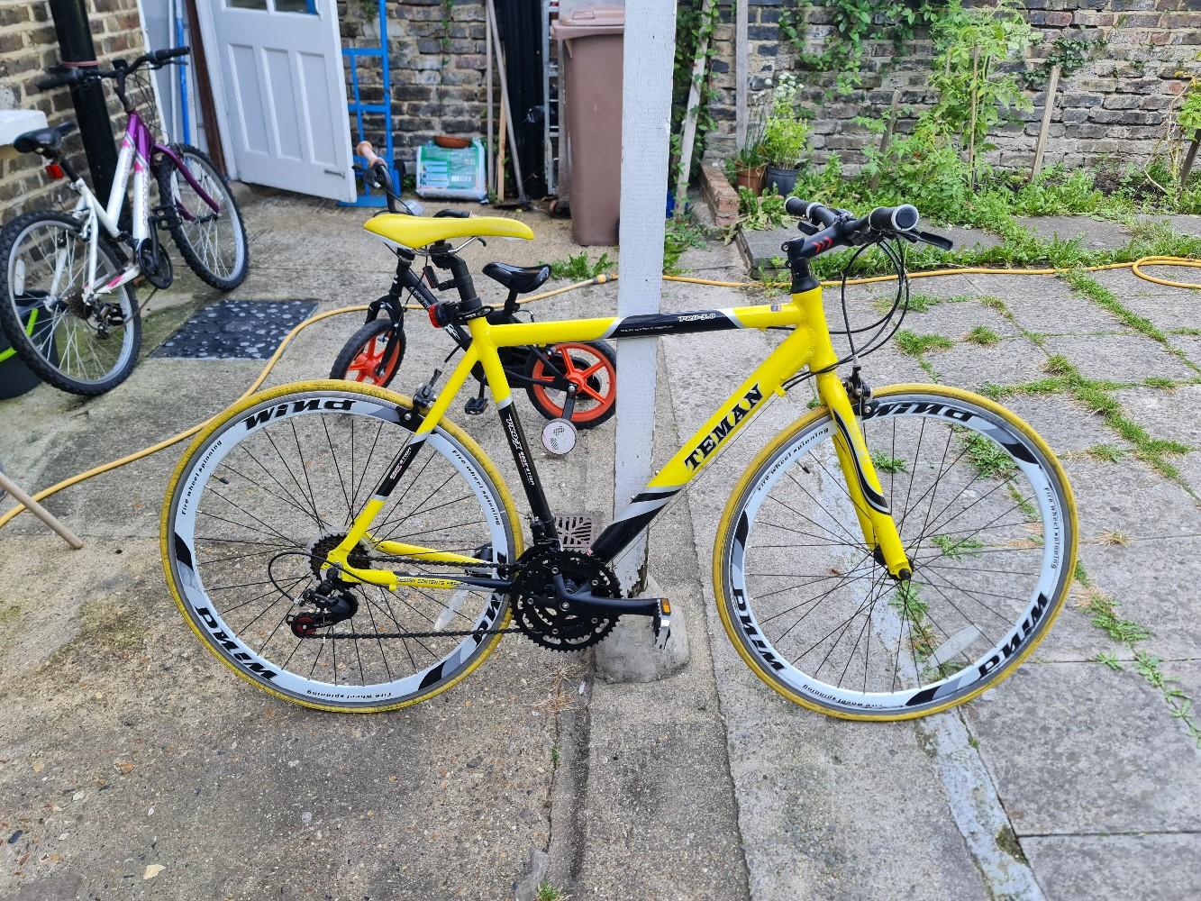 Teman Hybrid Racing/Road Bike Yellow in N4 London für 170,00 £ zum ...