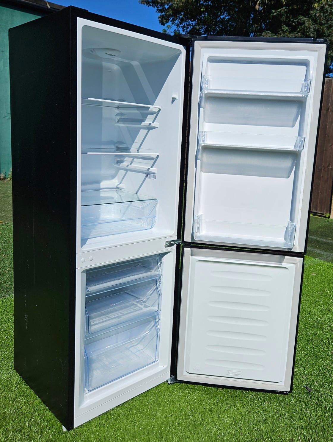 FRIDGEMASTER fridge freezer- Delivery * in B70 Bromwich für 140,00 ...