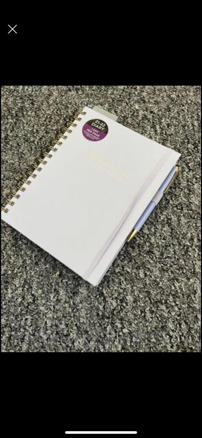 WHSmith diary note book with a pen in SW16 London für 10,00 £ zum ...