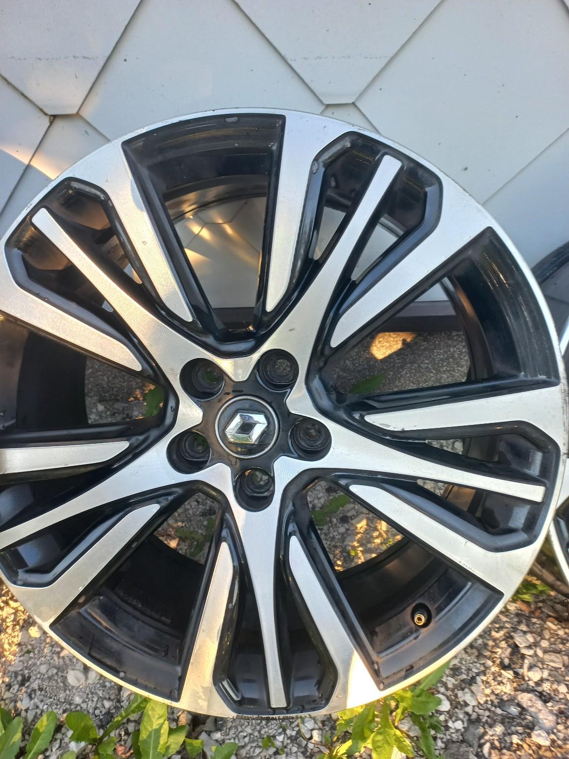 Original Renault 19 Zoll Alufelgen in 4892 Fornach für 390,00 € zum ...