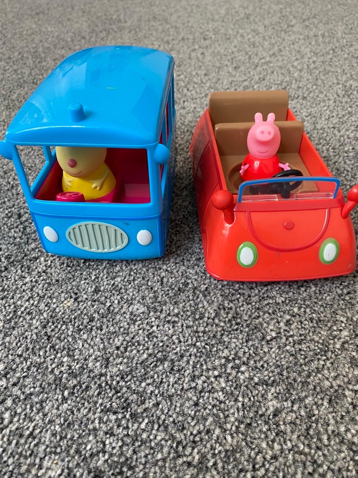 Peppa Pig Car & Miss Rabbits School Bus in WV6 Wolverhampton für 8,00 ...
