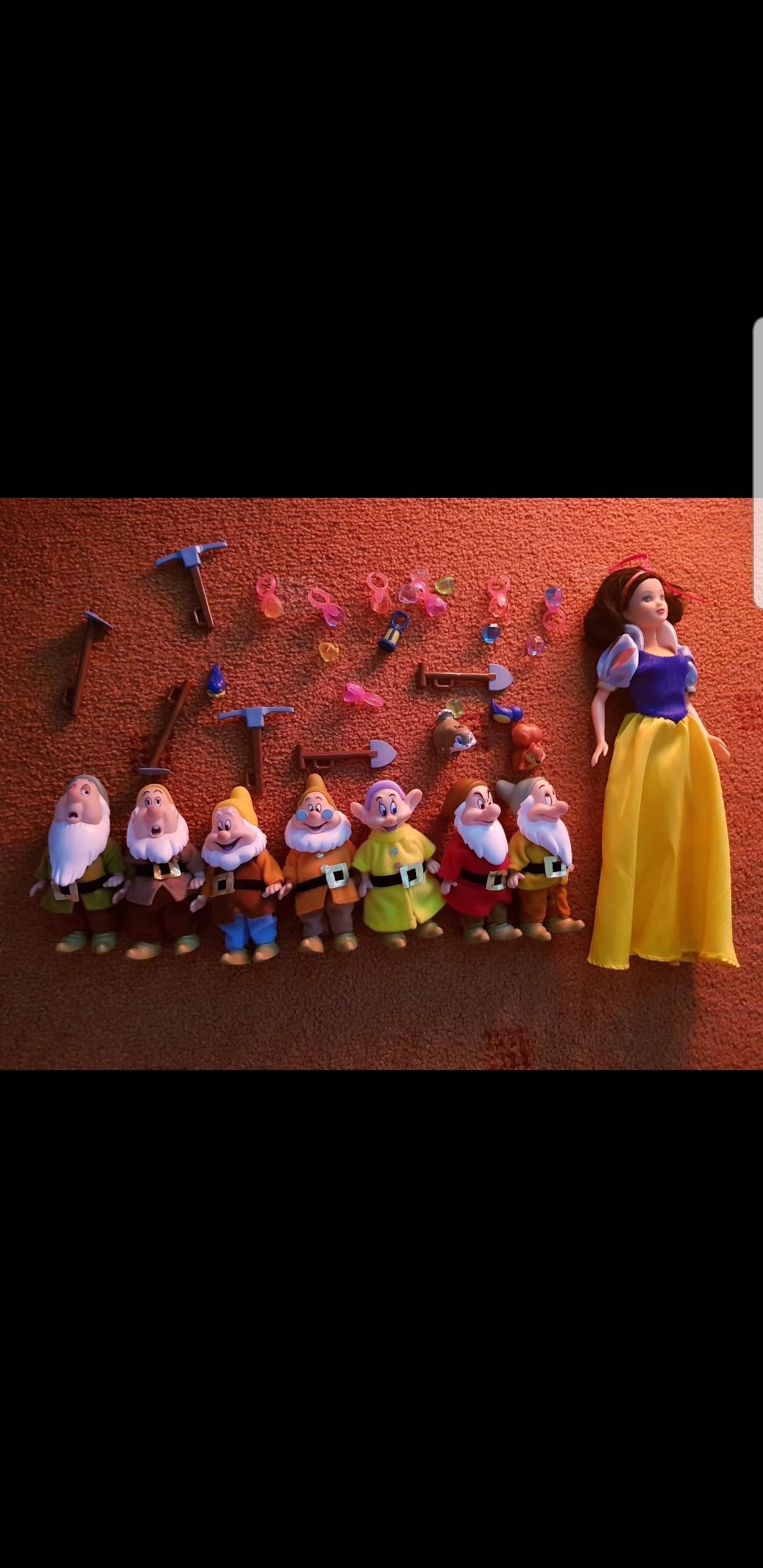 Snow White & the 7 dwarfs Ltd edition set in FY1 Blackpool for £10.00 ...