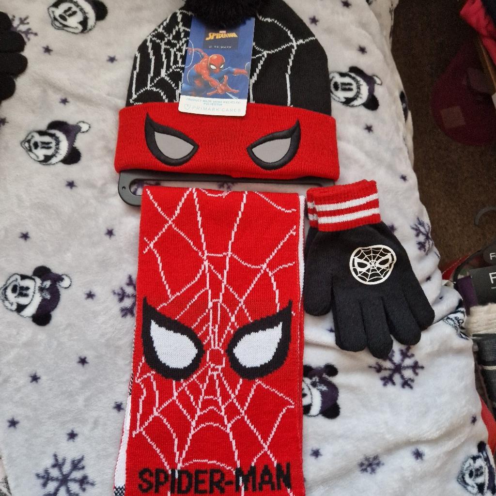 bn Spiderman scarf set age 7 to 10years in CT11 Thanet für 5,00 £ zum ...