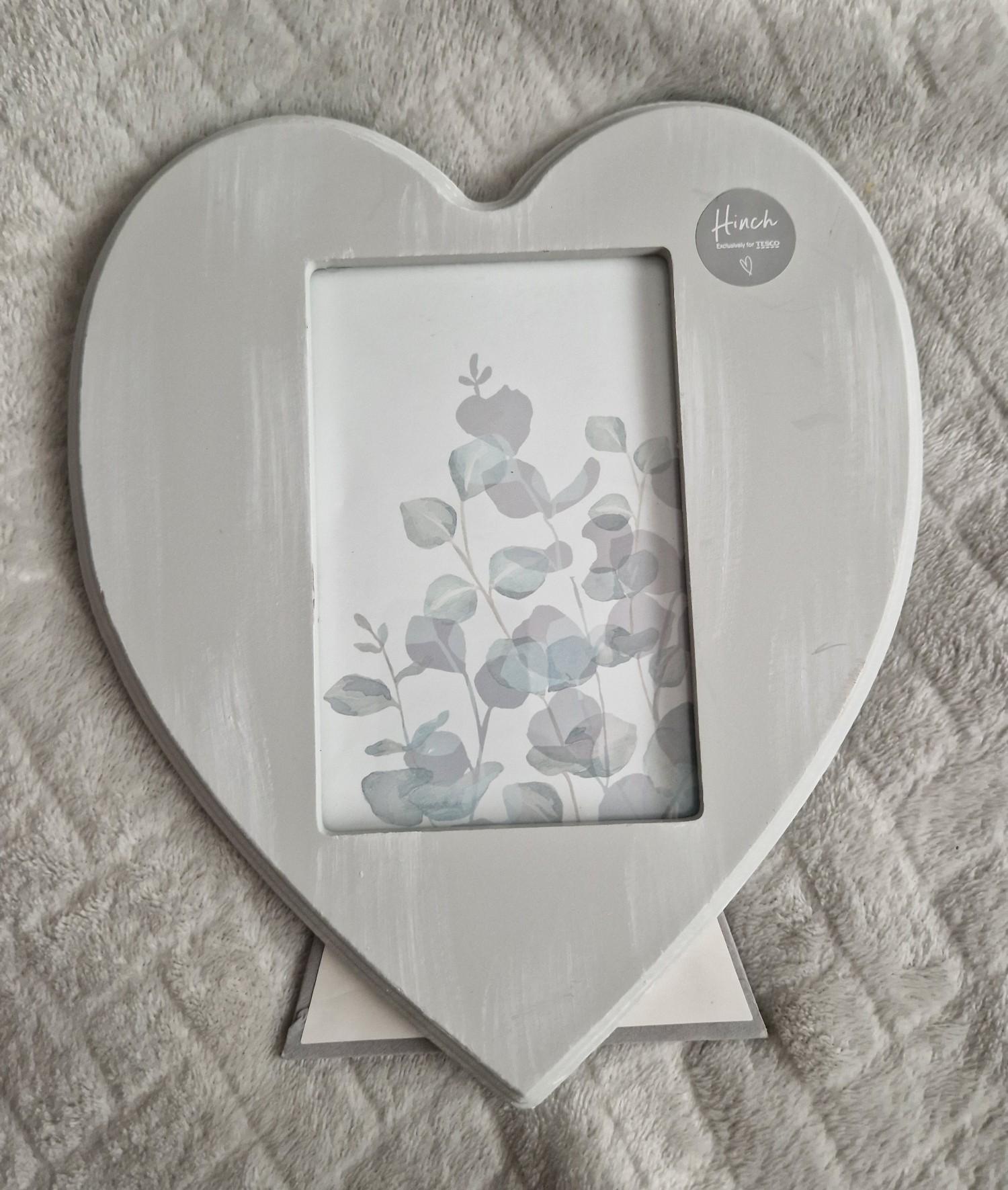 Mrs Hinch Grey Heart Photo Frame - New in CV9 Warwickshire für 3,50 ...