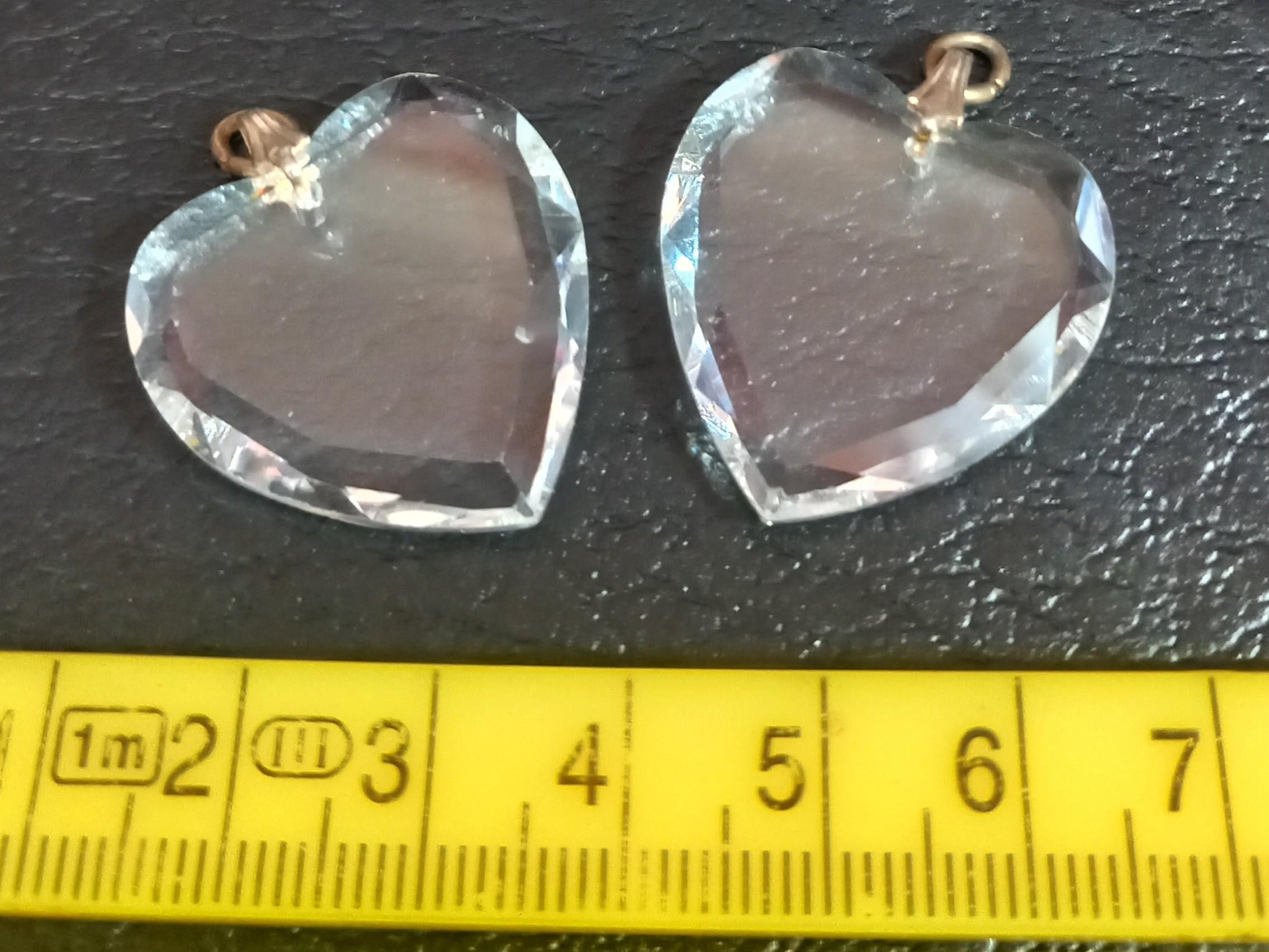 faceted crystal heart pendants in WA9 Helens für 2,00 £ zum Verkauf ...