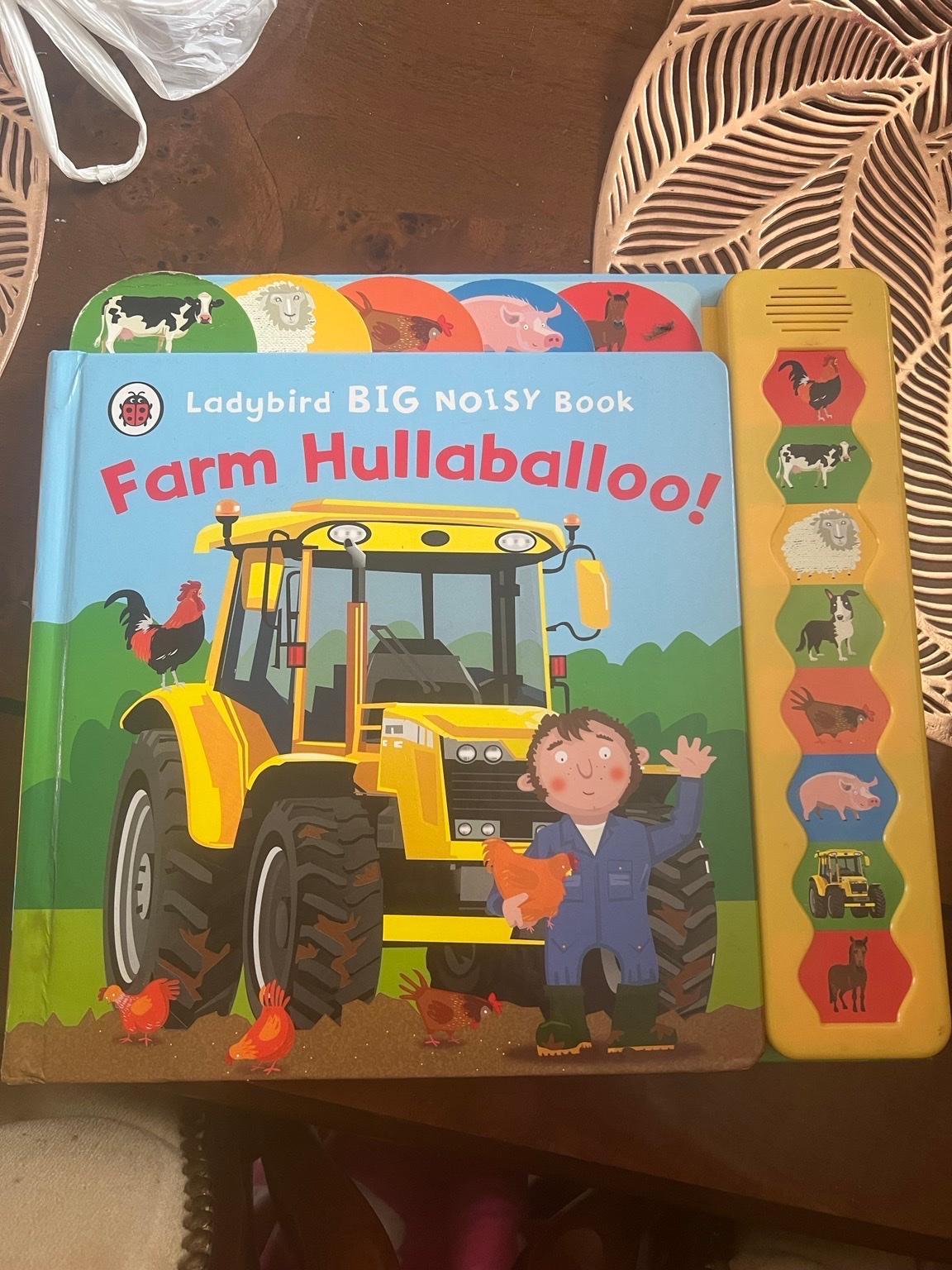 Childrens farm interactive book in SE14 London für 3,00 £ zum Verkauf ...