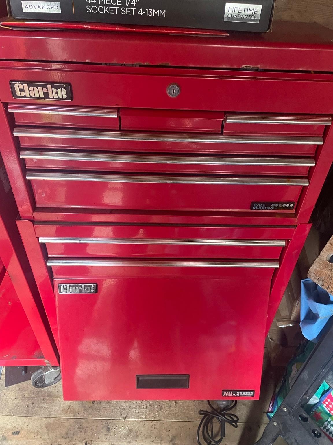 Clarke tool chest like new in WS10 Sandwell für 50,00 £ zum Verkauf ...