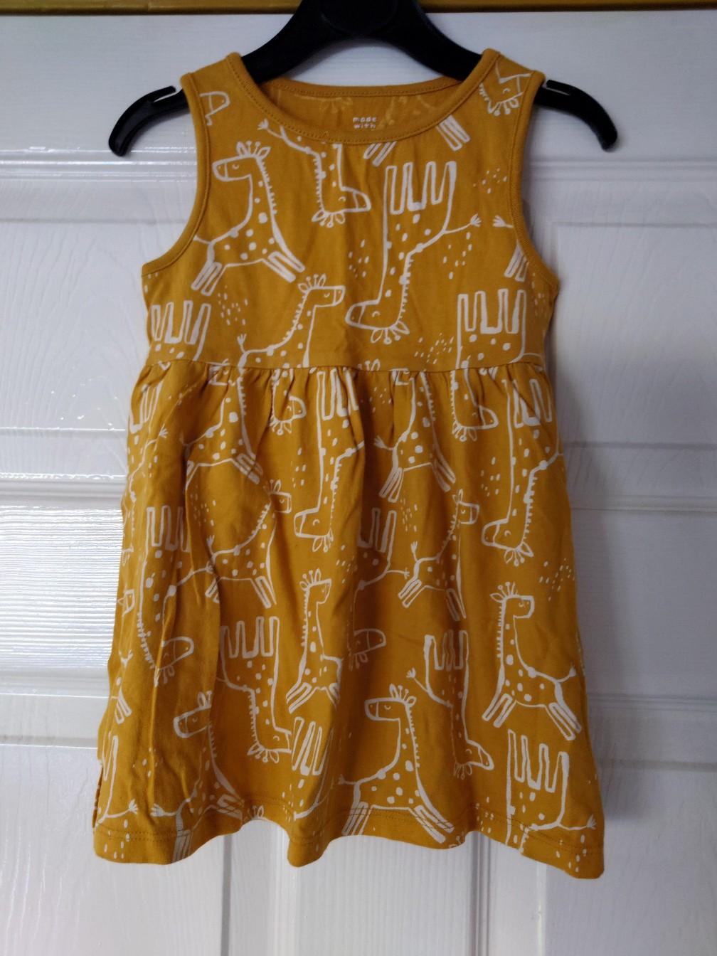 Girls yellow dress size 2-3 years in LE11 Charnwood für £ 2,00 zum ...