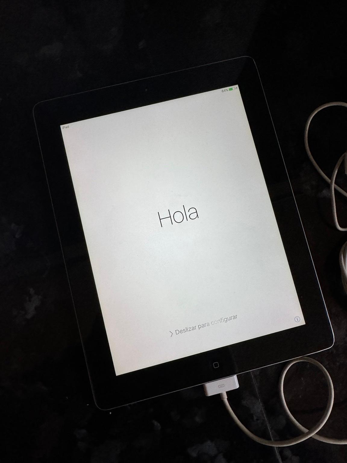 Original IPad and 3 leads in DY6 Dudley für 10,00 £ zum Verkauf | Shpock DE