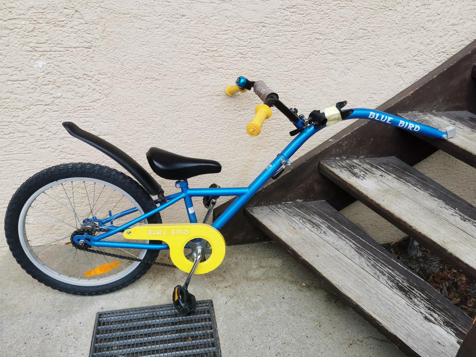 Kinderfahrrad / Fahrradnachläufer / Anhänger in 88167 Röthenbach (Allgäu) für 33,00 € zum ...