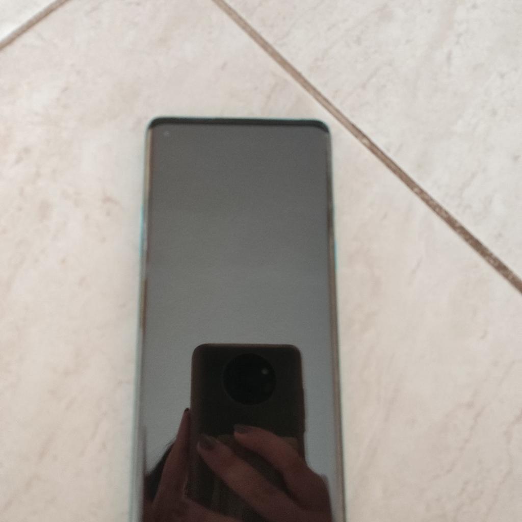 OnePlus 8 256GB Akkukabel, Hüllen und Panzerf in 56564 Neuwied für 270 ...