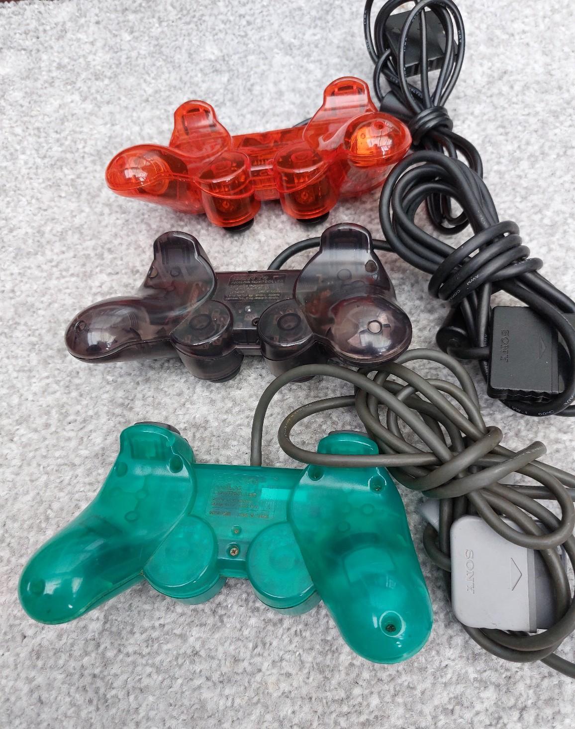 PS2 Dual shock 2 ANALOG controllers in WV2 Wolverhampton für 50,00 ...