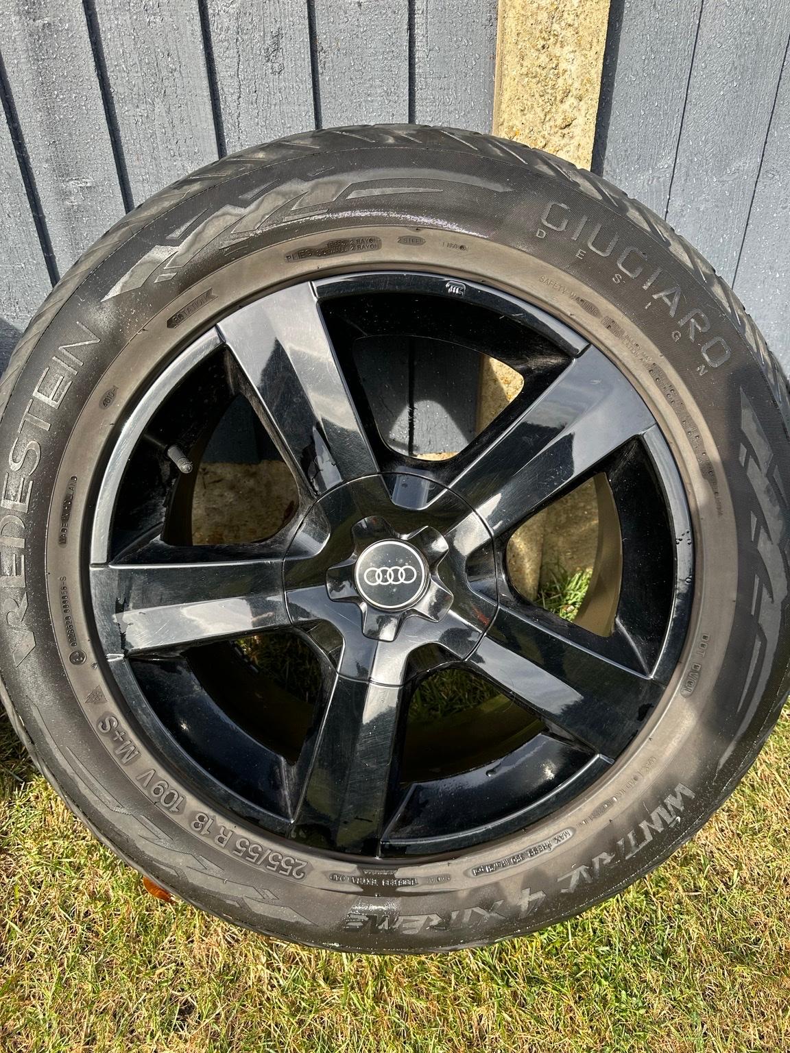 18 inch Audi alloy wheels in RM17 Grays für £ 350,00 zum Verkauf ...