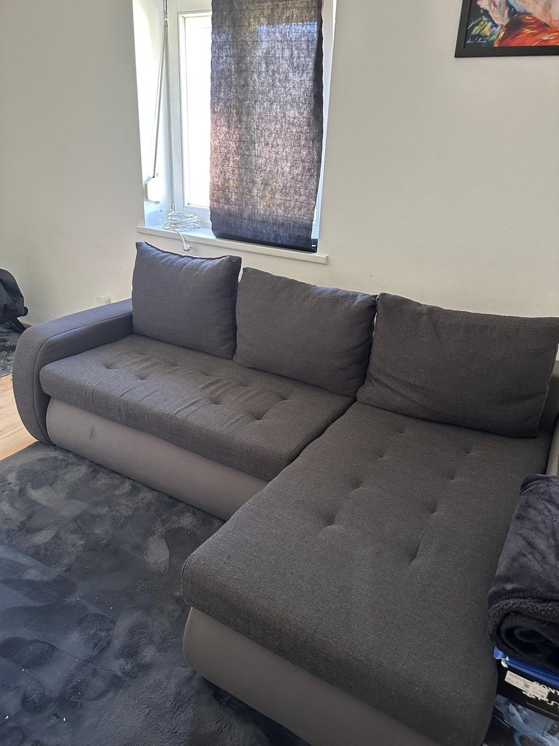 Ecksofa mit stauraum und schlaffunktion in 6330 Kufstein für 300,00 € zum Verkauf | Shpock DE