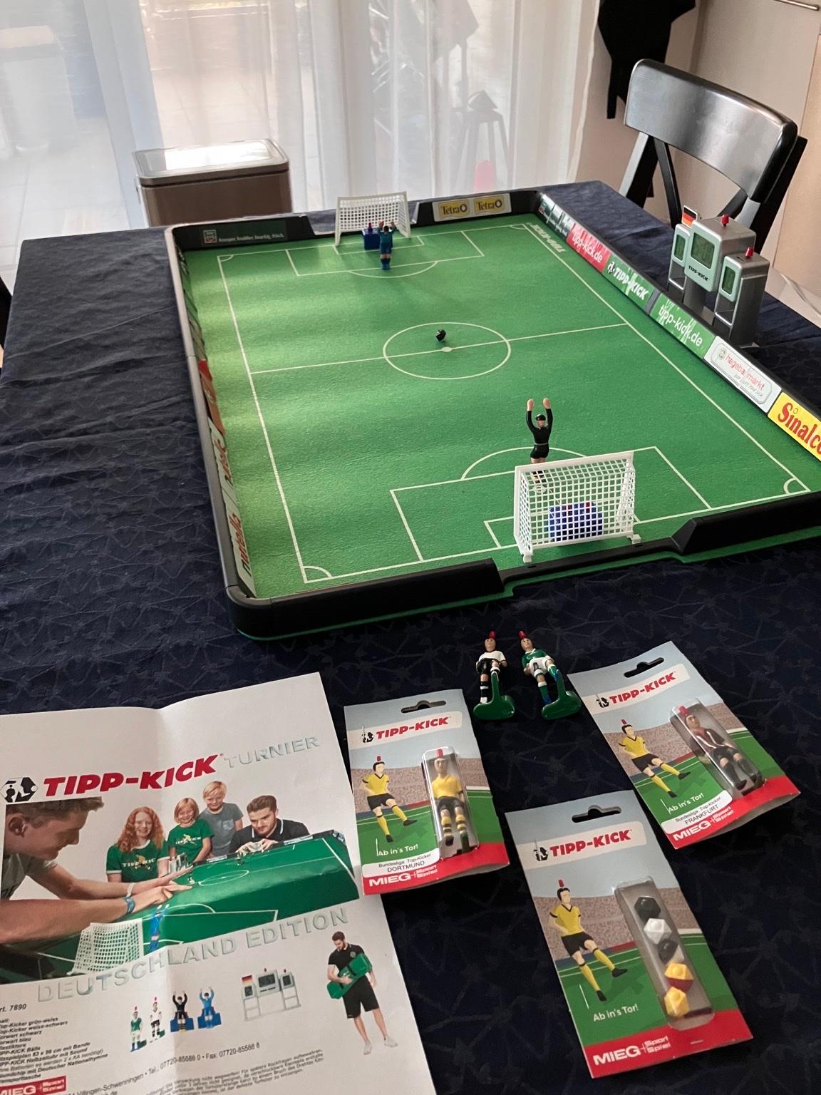 TIPP-KICK TURNIER EDITION DEUTSCHLAND in 60438 Frankfurt für 22,00 ...