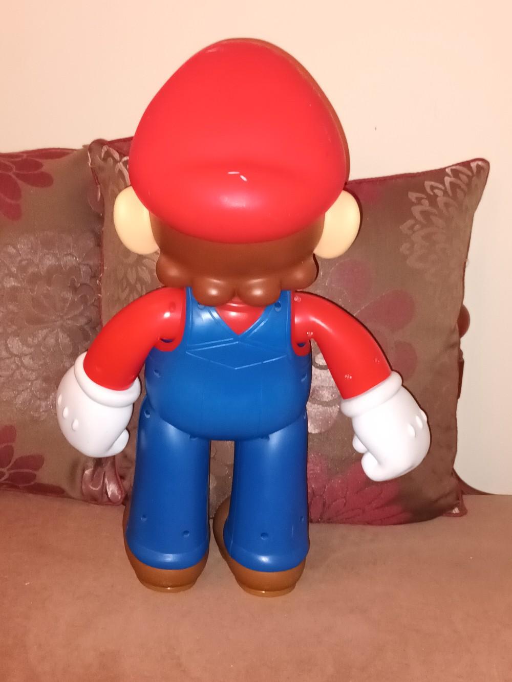 Super Mario Doll Figure Figurine in CM18 Harlow für 65,00 £ zum Verkauf ...