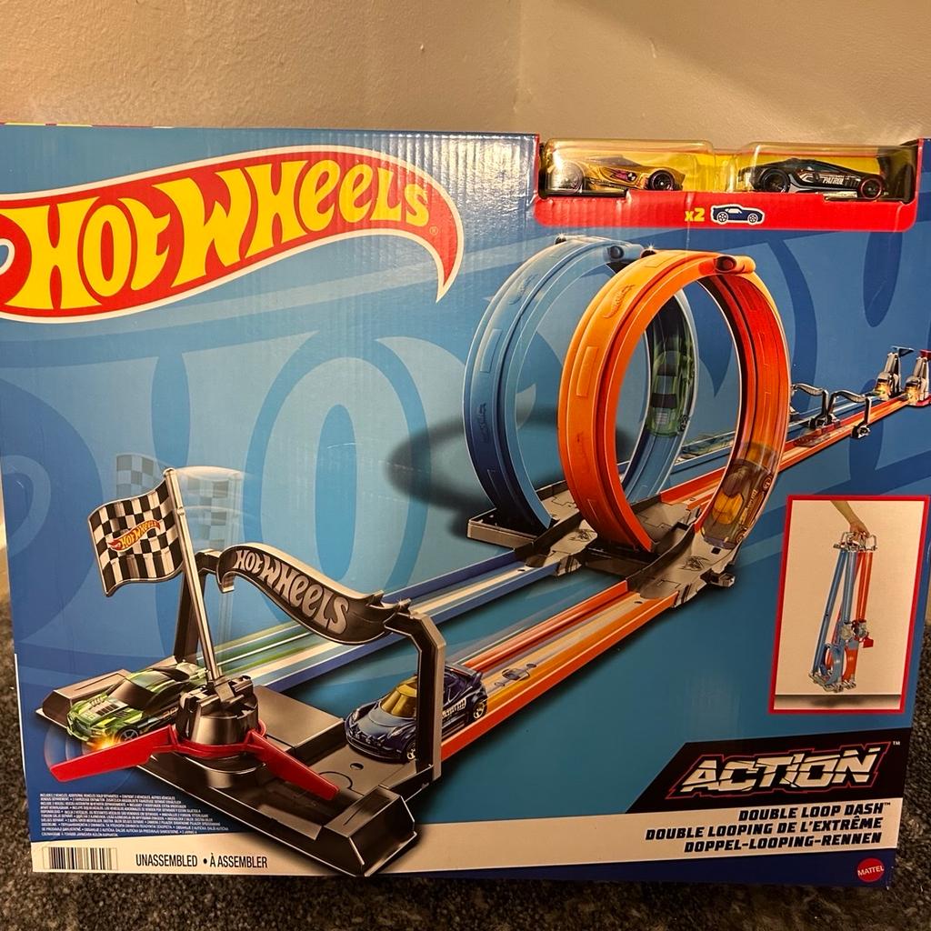Hot Wheels Double Loop Race Track in E1 London für 25,00 £ zum Verkauf ...