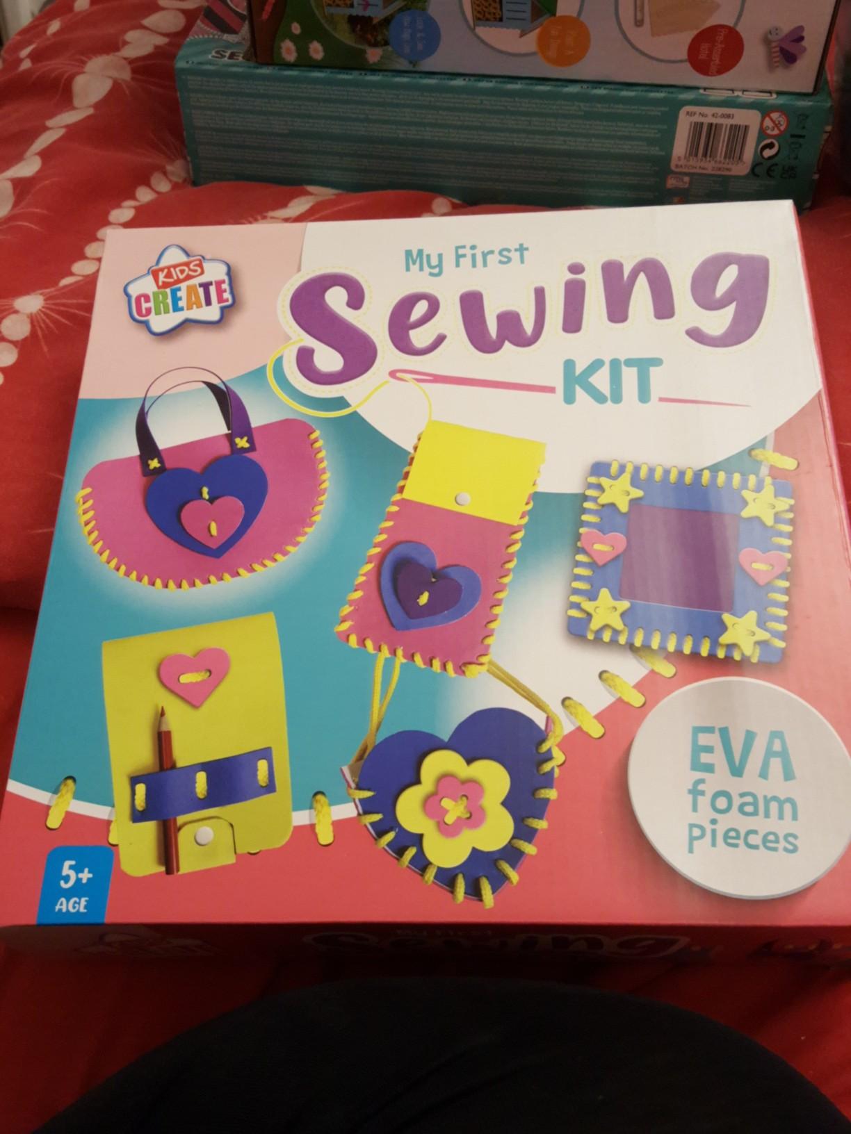 my first sewing kit in NP20 Newport für £ 2,50 zum Verkauf | Shpock AT