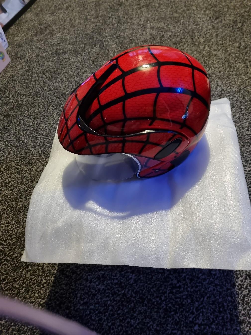 spiderman crash helmet in BR5 London for £15.00 for sale | Shpock