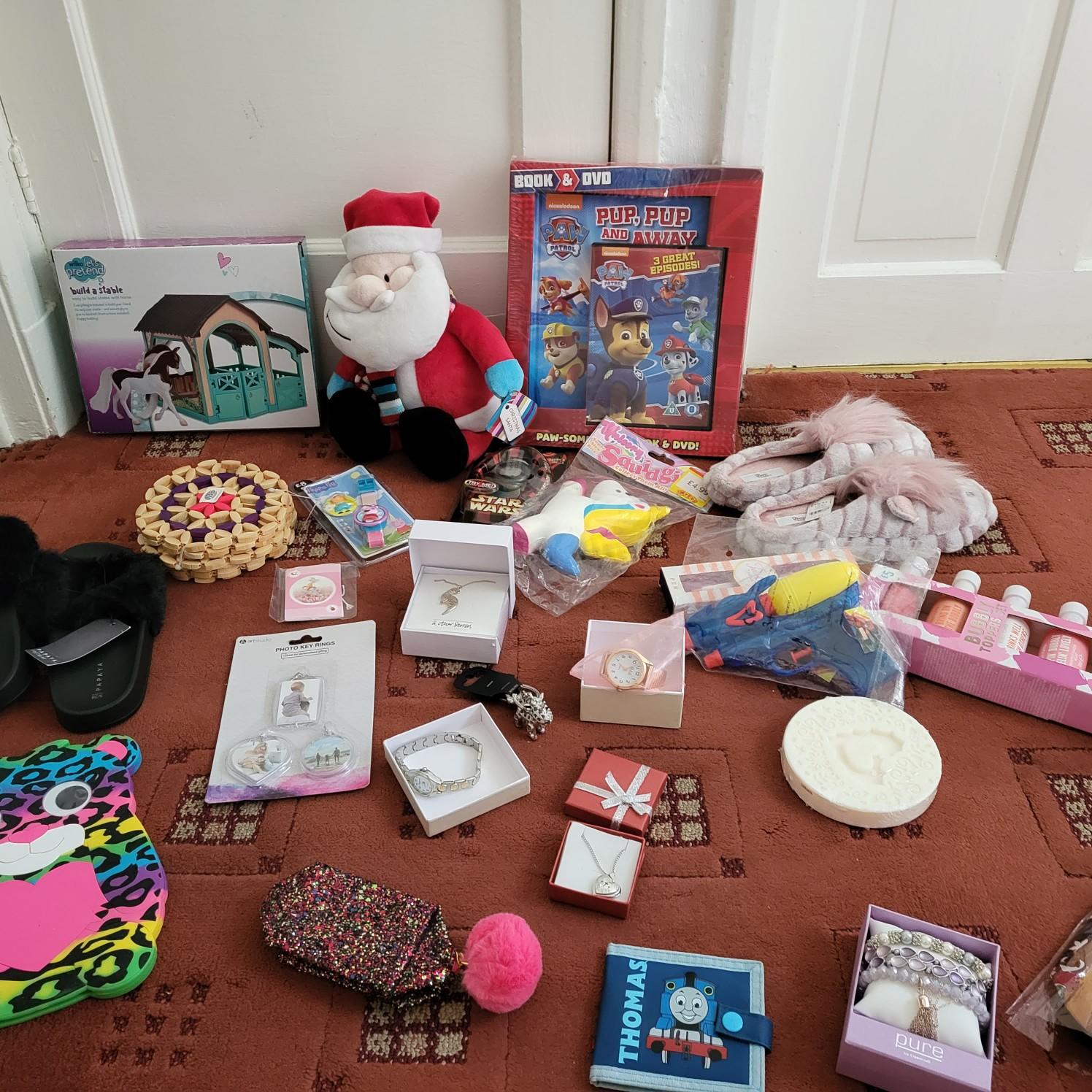 GRAB A BARGAIN ALL ITEMS ARE NEW in WS3 Bloxwich für £ 30,00 zum Verkauf | Shpock AT