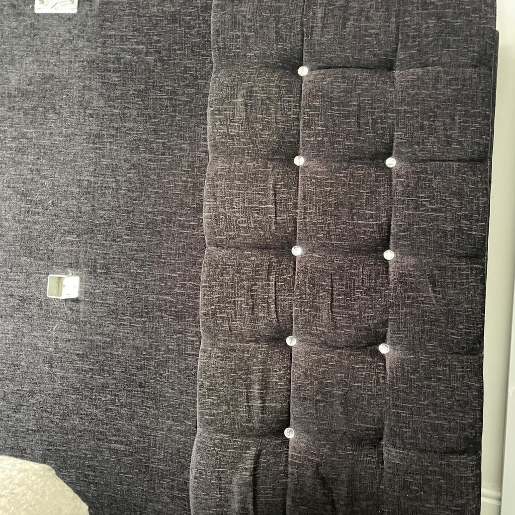 Free double black bed in B30 Birmingham für gratis zum Verkauf | Shpock AT