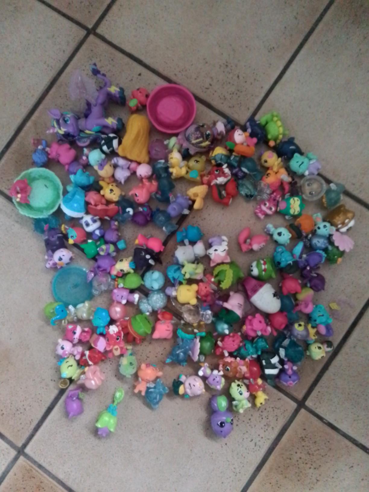 LARGE COLLECTION OF GIRLS TOYS in B74 Walsall for £4.00 for sale | Shpock