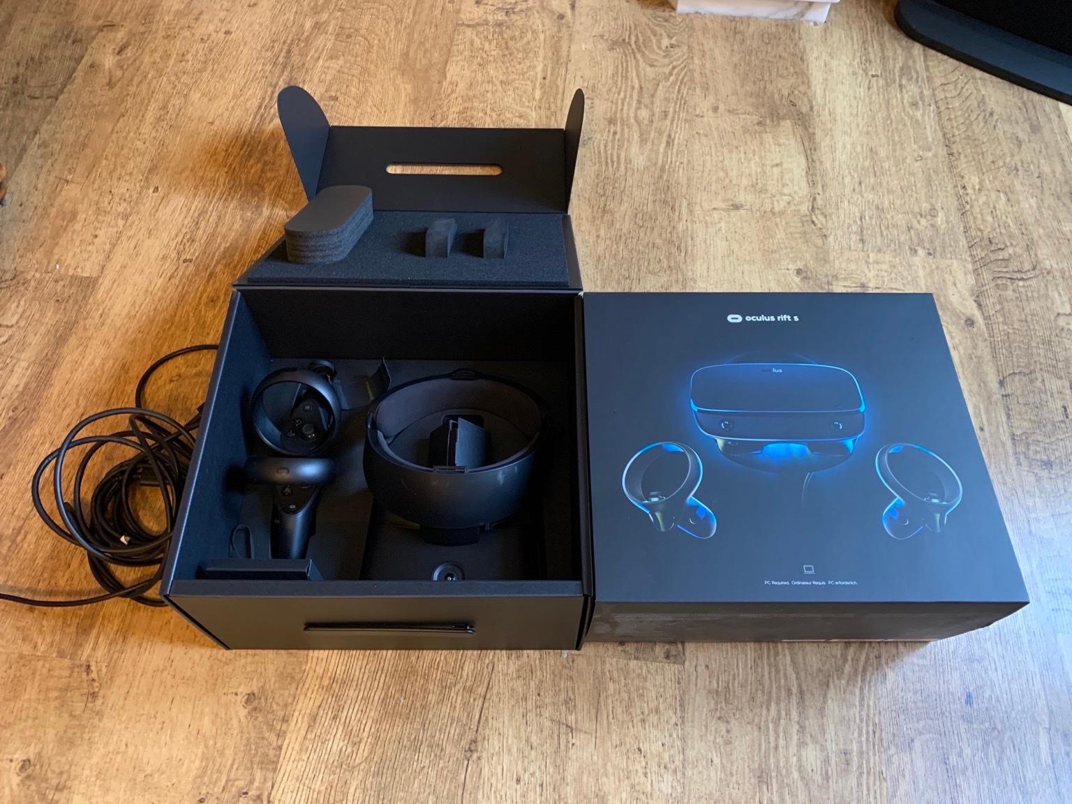 Oculus Rift S PC VR HEADSET in DY8 Dudley für 100,00 £ zum Verkauf ...