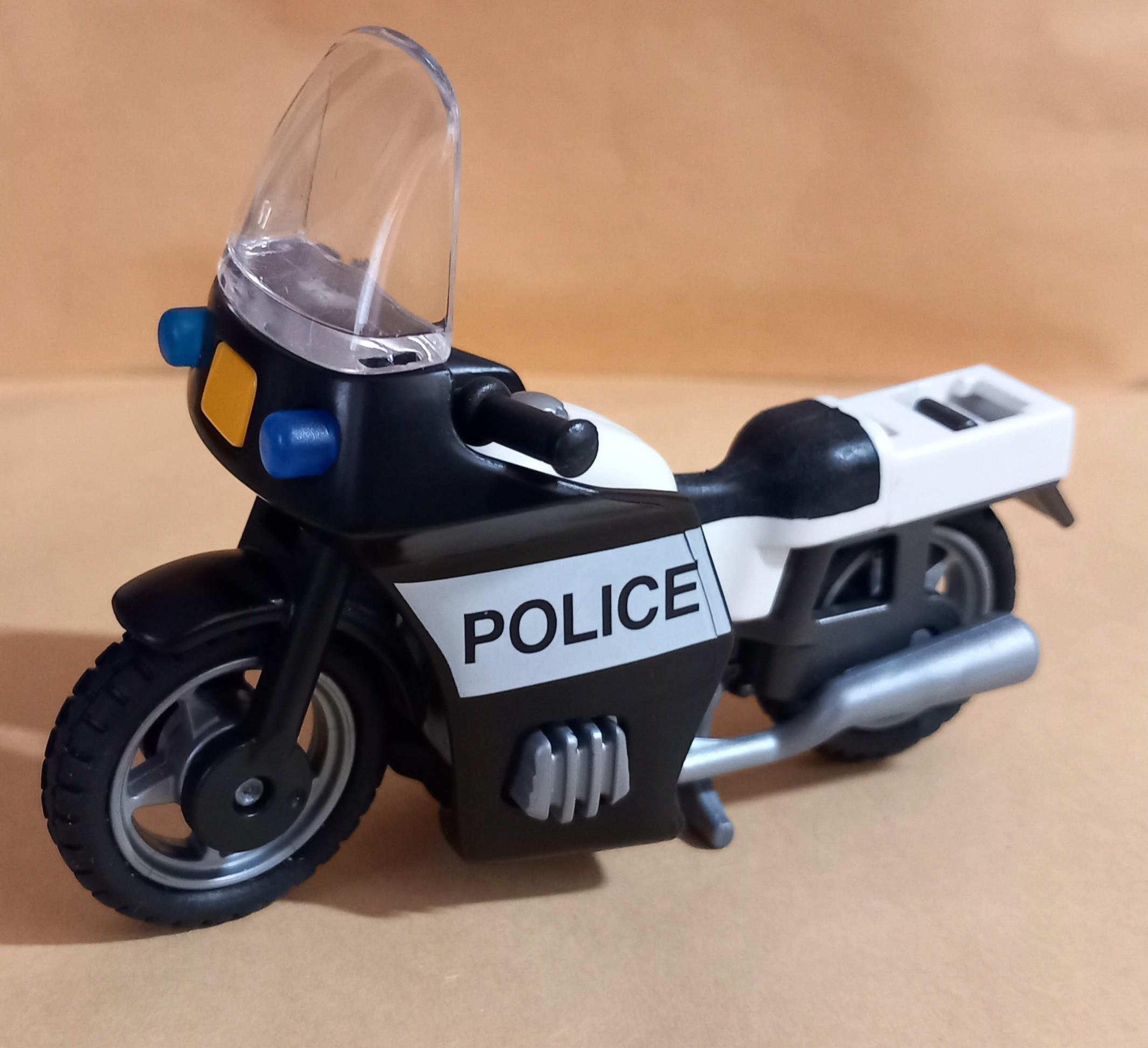 playmobil police motorcycle in WA9 Helens für 2,00 £ zum Verkauf ...