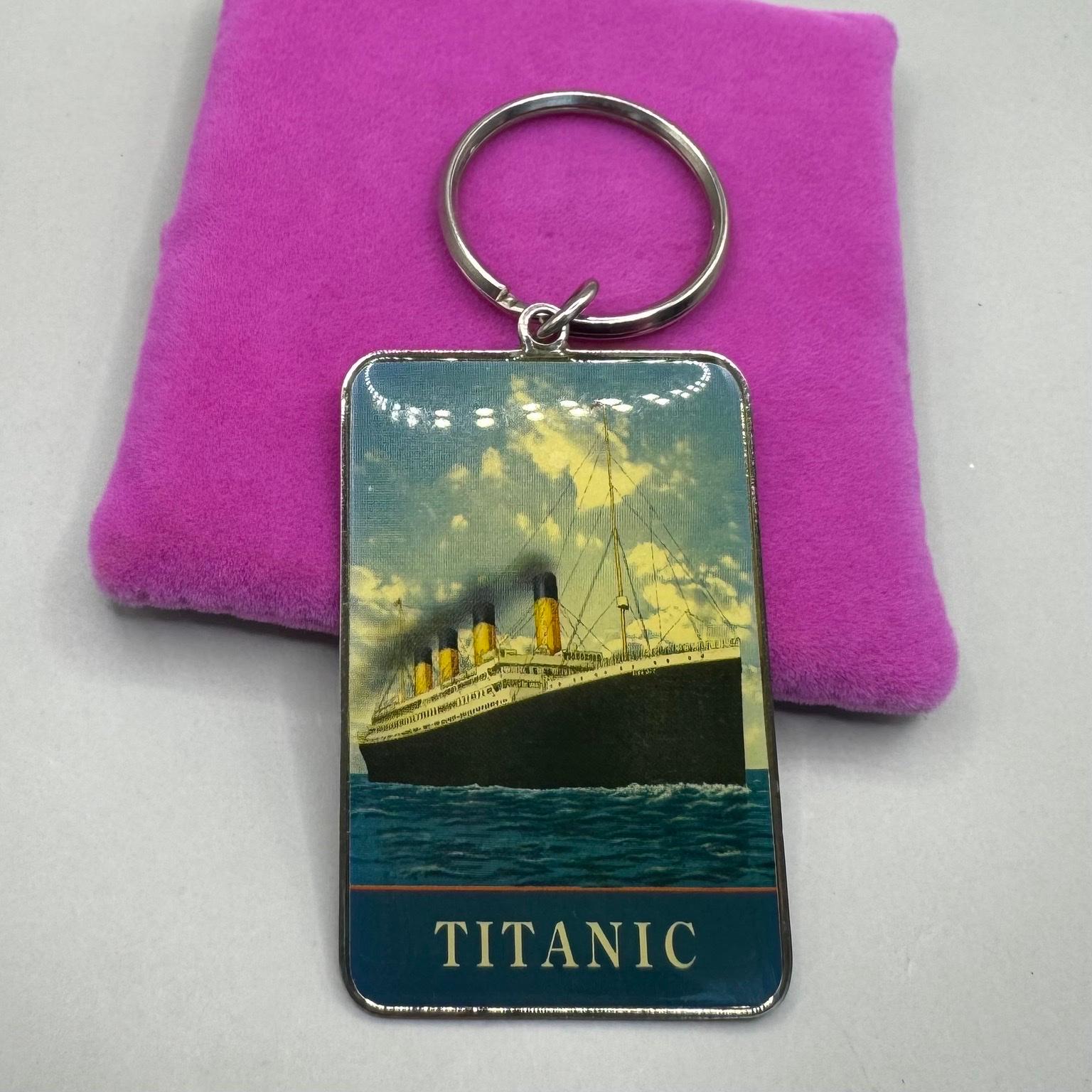 Vintage Titanic Keyring in B11 Birmingham für 2,00 £ zum Verkauf ...