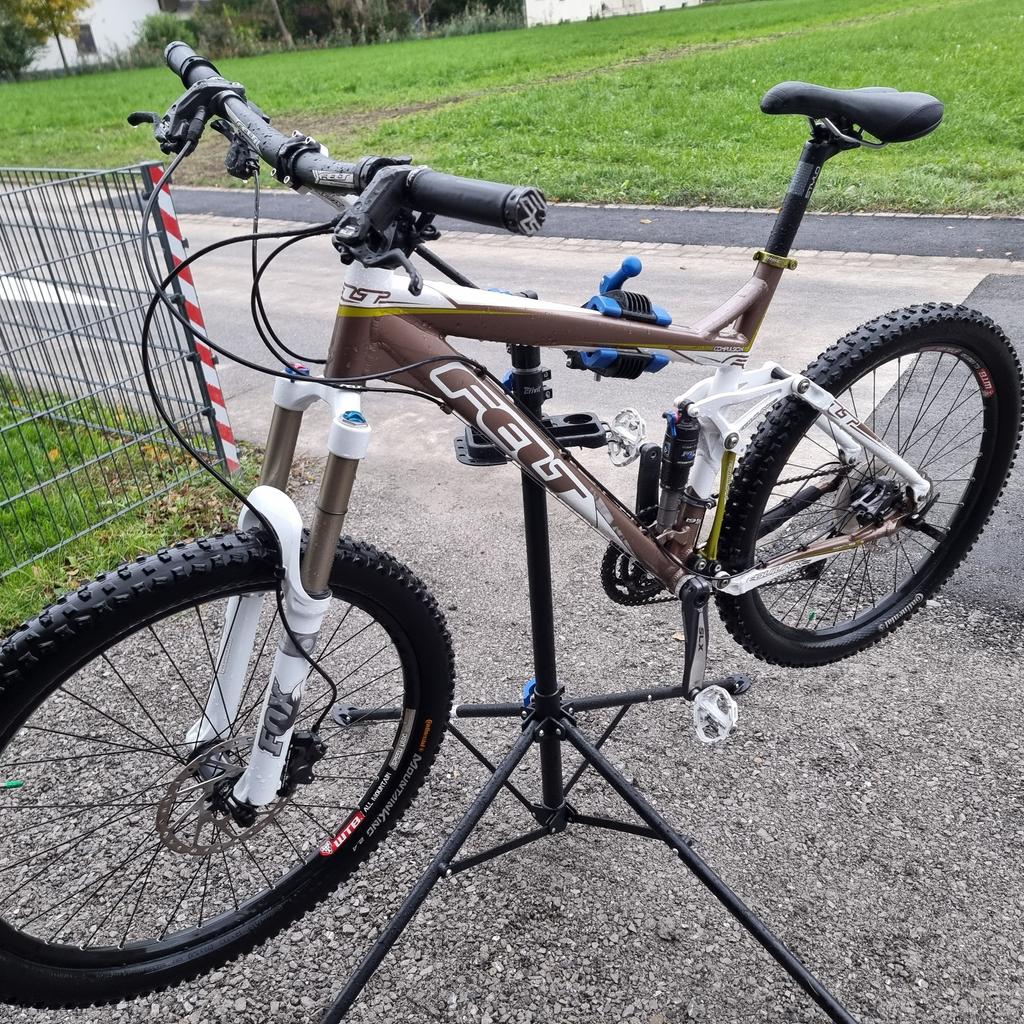 Felt Disc Mountainbike Fully weiß in 6972 Gemeinde Fußach für 780,00 ...