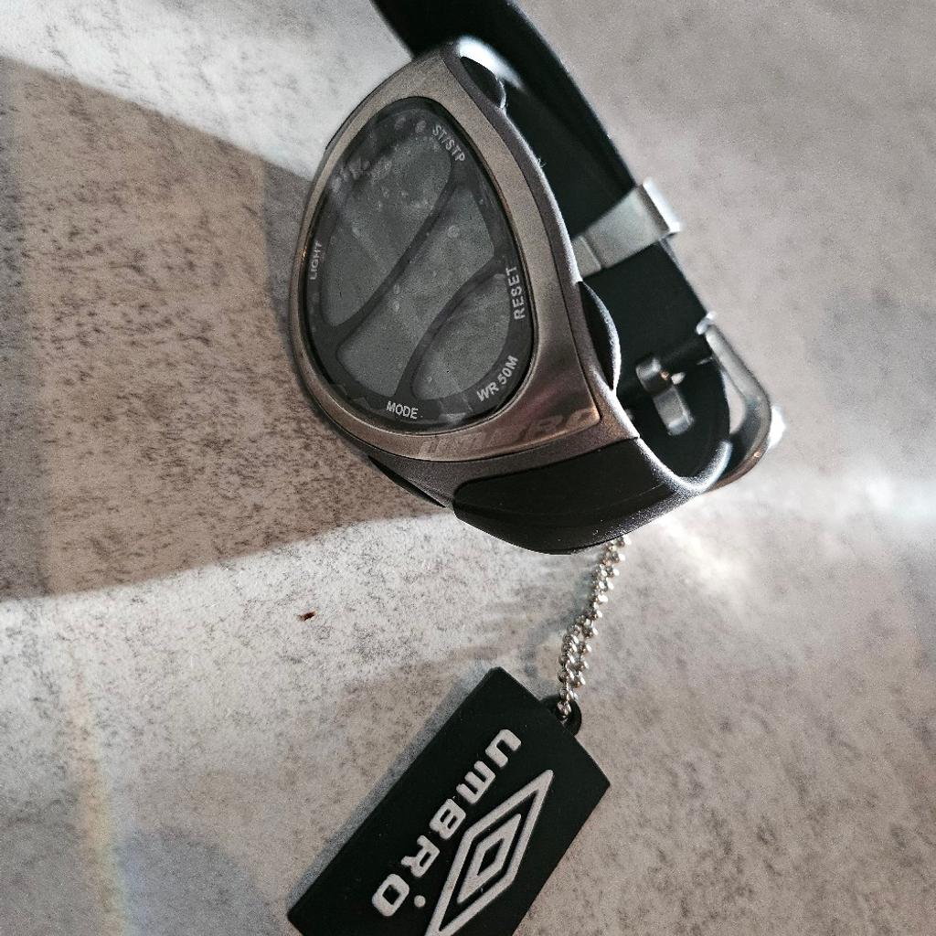 UMBRO SWIMMING WATCH in N11 London für £ 5,00 zum Verkauf | Shpock AT