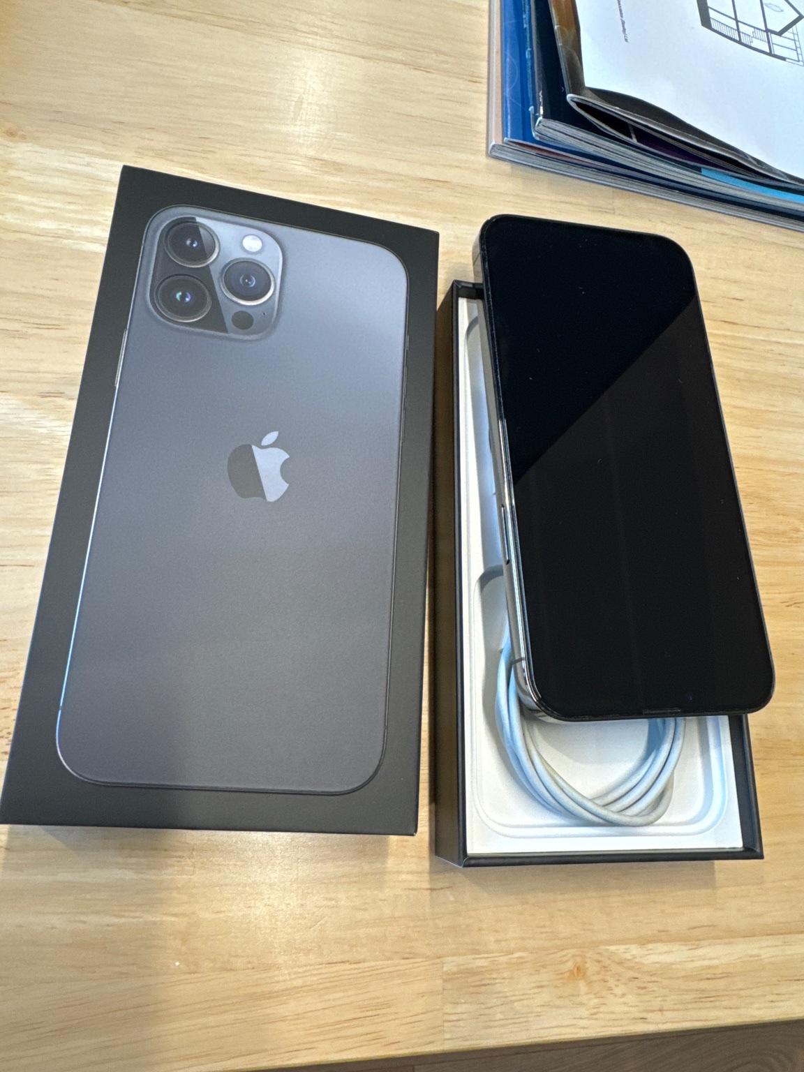 iPhone 13 Pro Max 256 Gb Black in E14 London für 550,00 £ zum Verkauf ...