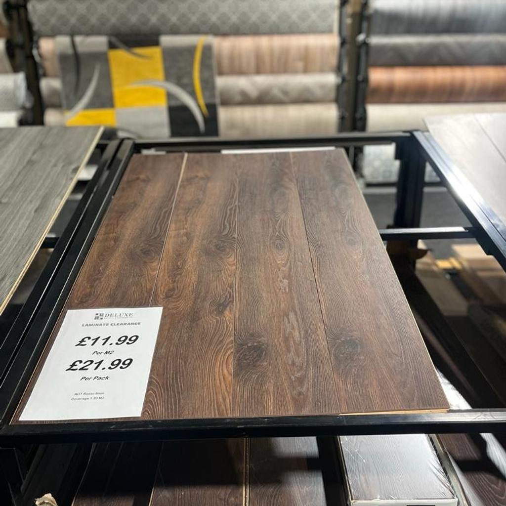 🔥 DM FOR QUOTE ON FLOORING 🔥 in WV13 Willenhall für 9,00 £ zum Verkauf ...