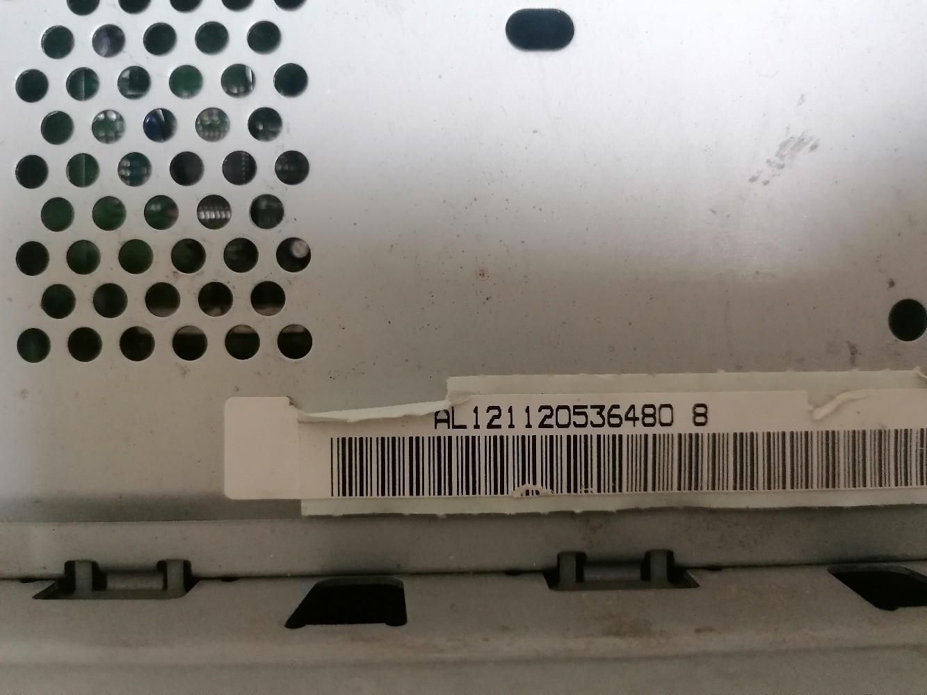 Mercedes Model 1211 Auto Radio in Bad Kreuznach für 30,00 € zum Verkauf ...