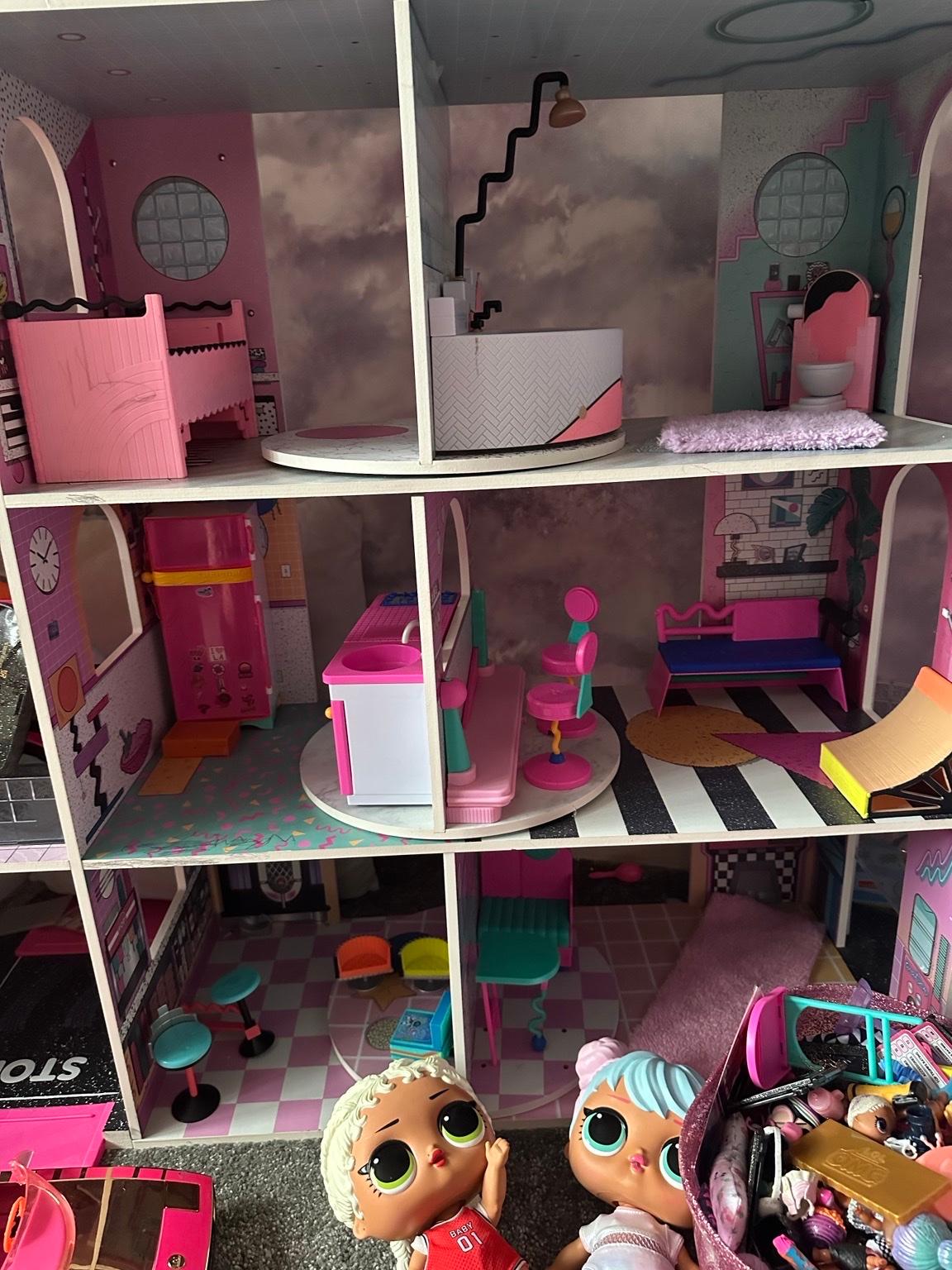 LOL doll house in B24 Birmingham für 85,00 £ zum Verkauf | Shpock DE