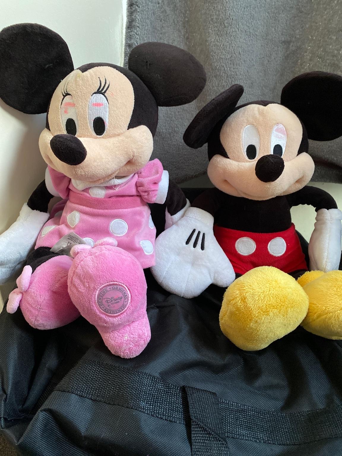 Mickey Mouse and mini mouse in WS1 Walsall für 12,00 £ zum Verkauf ...