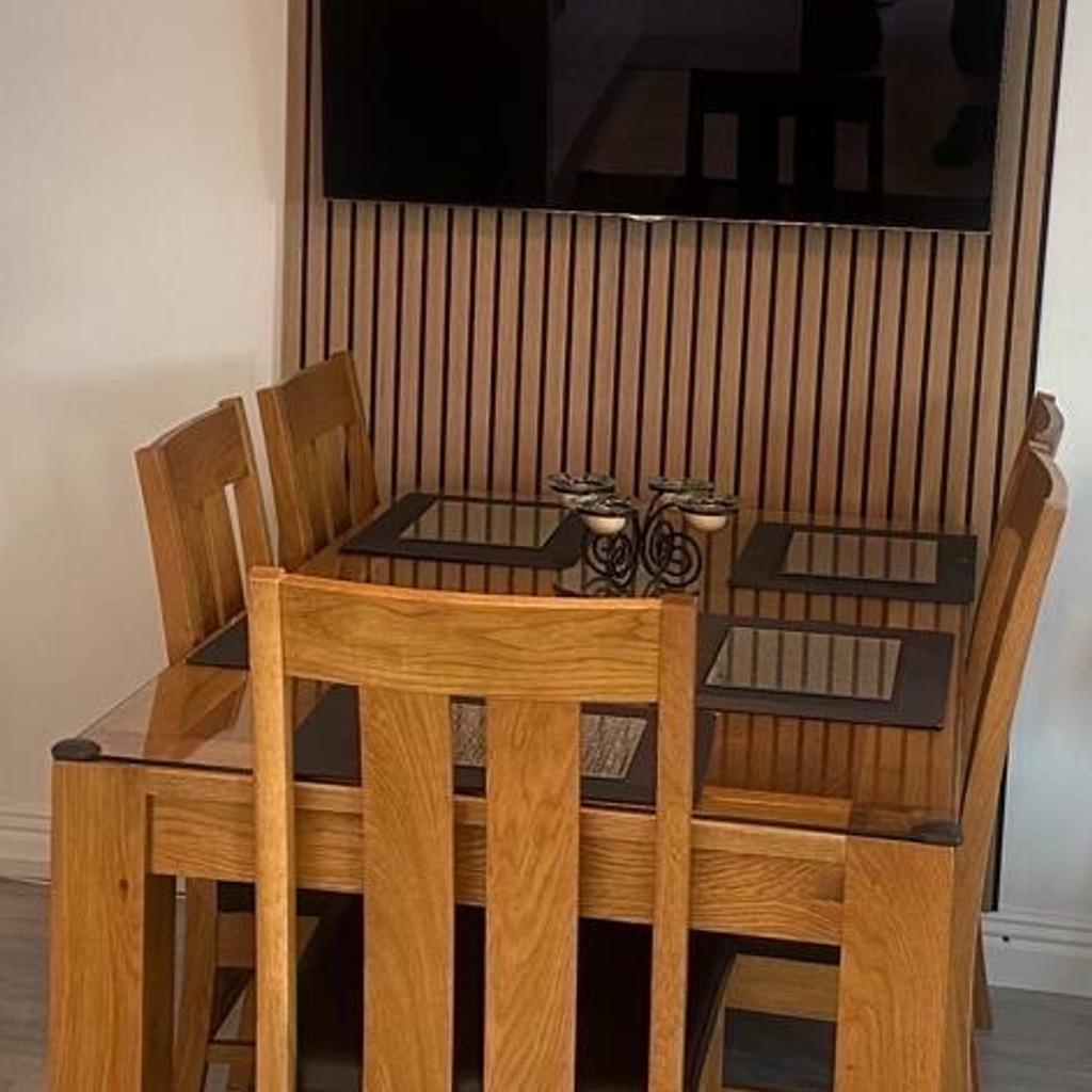 Solid Oak Table with Glass Top & 5 chairs in B35 Birmingham für 135,00 ...