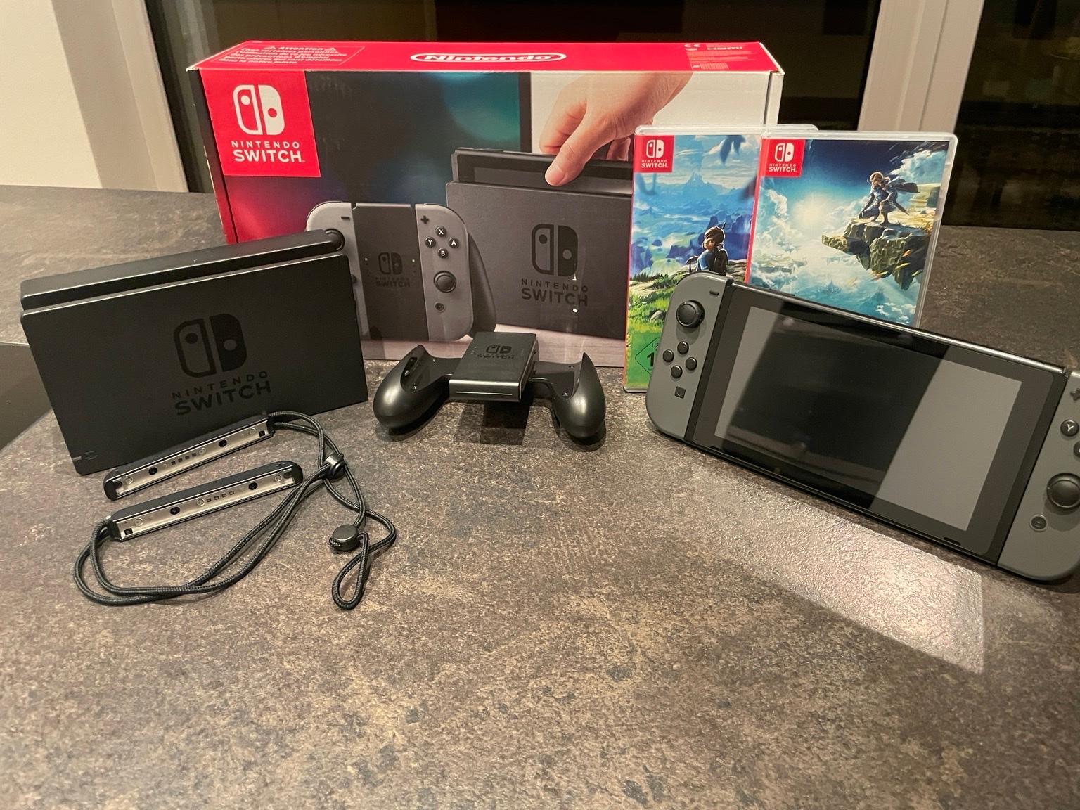 Nintedo Switch Set inkl. Zelda BotW und TotK in 6971 Marktgemeinde Hard ...