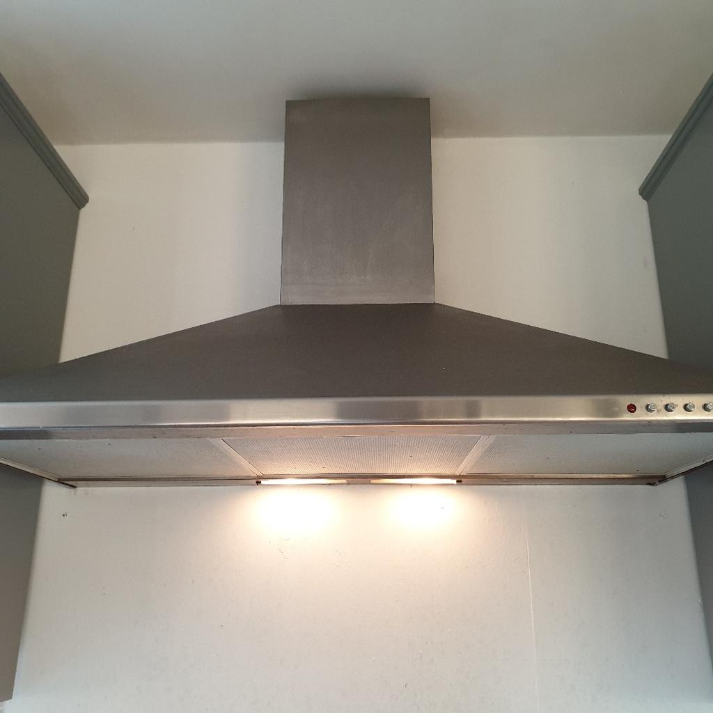 100cm extractor fan silver, 3 fans and light in B38 Birmingham for £80. ...