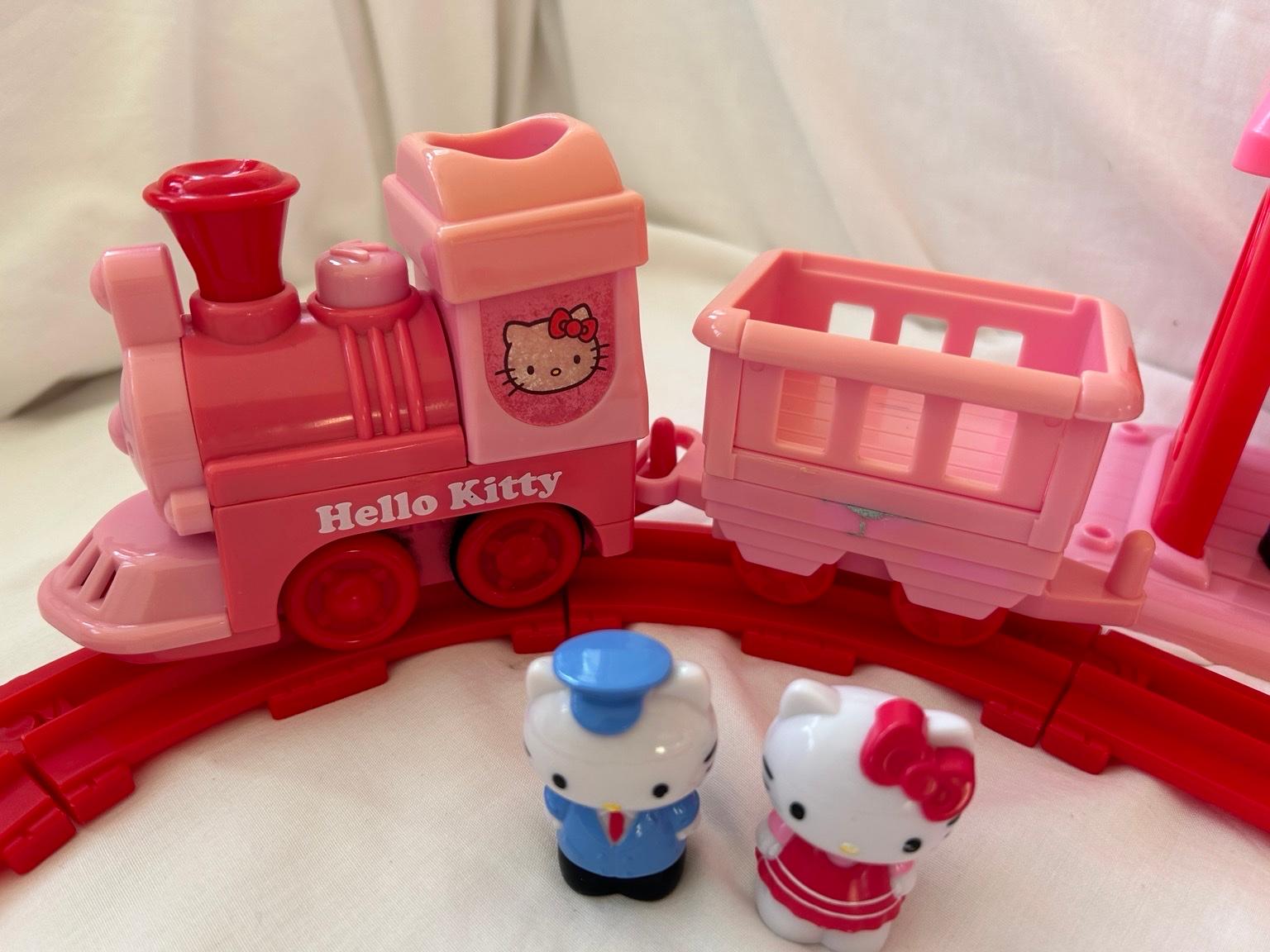 Hello kitty train set in WV4 Wolverhampton for £8.00 for sale | Shpock