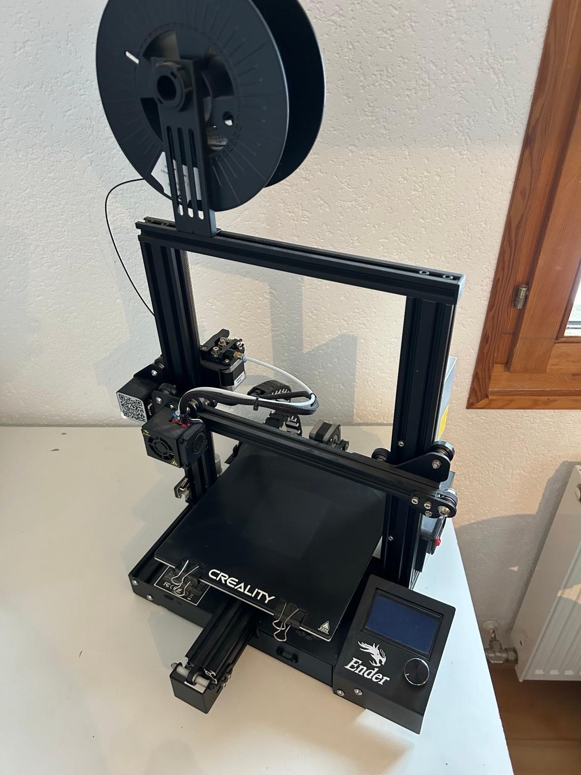 Ender 3D pro in 6710 Marktgemeinde Nenzing für € 150,00 zum Verkauf ...