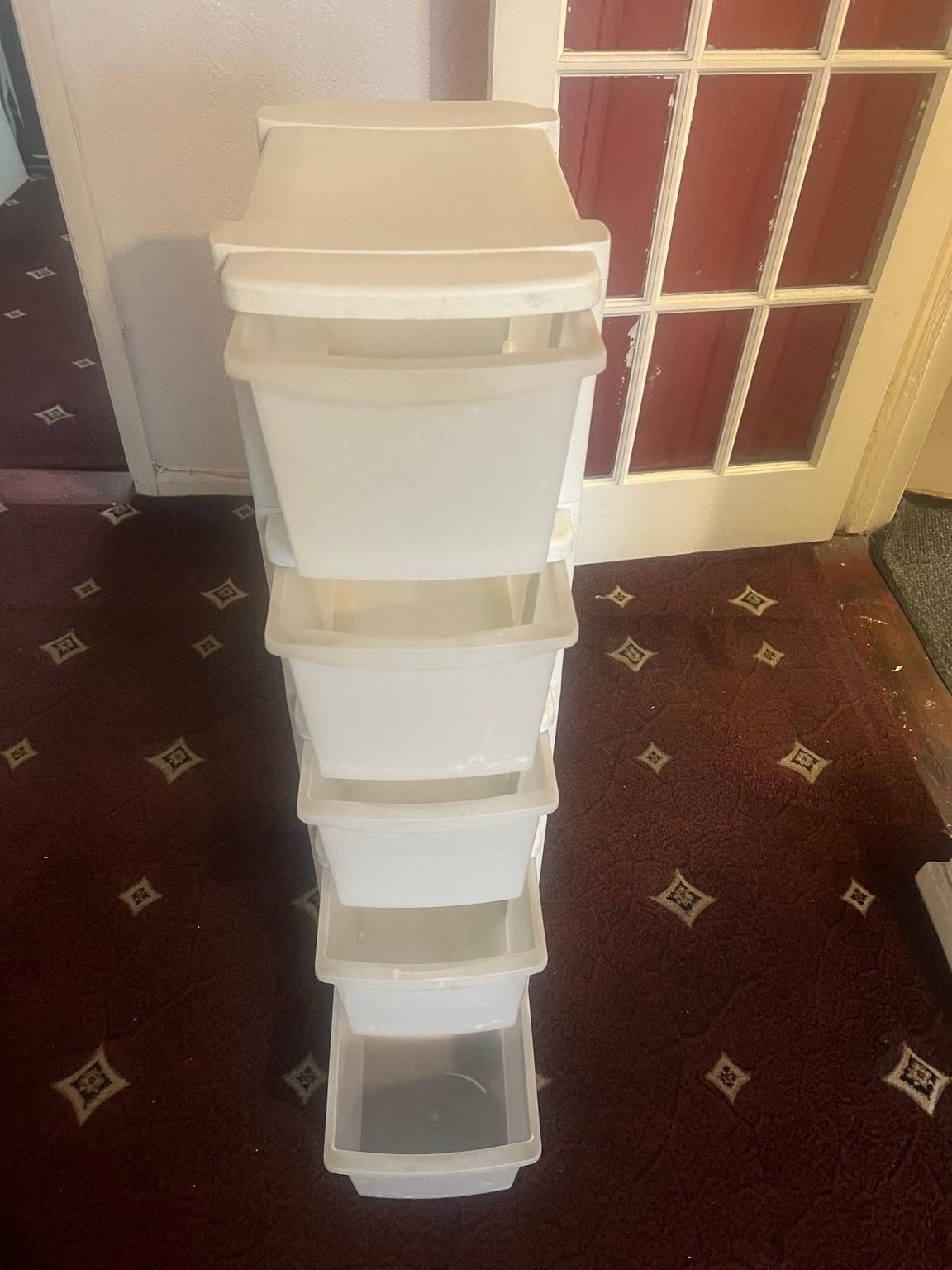 5 Drawers storage unit in WD18 Watford for £6.00 for sale | Shpock