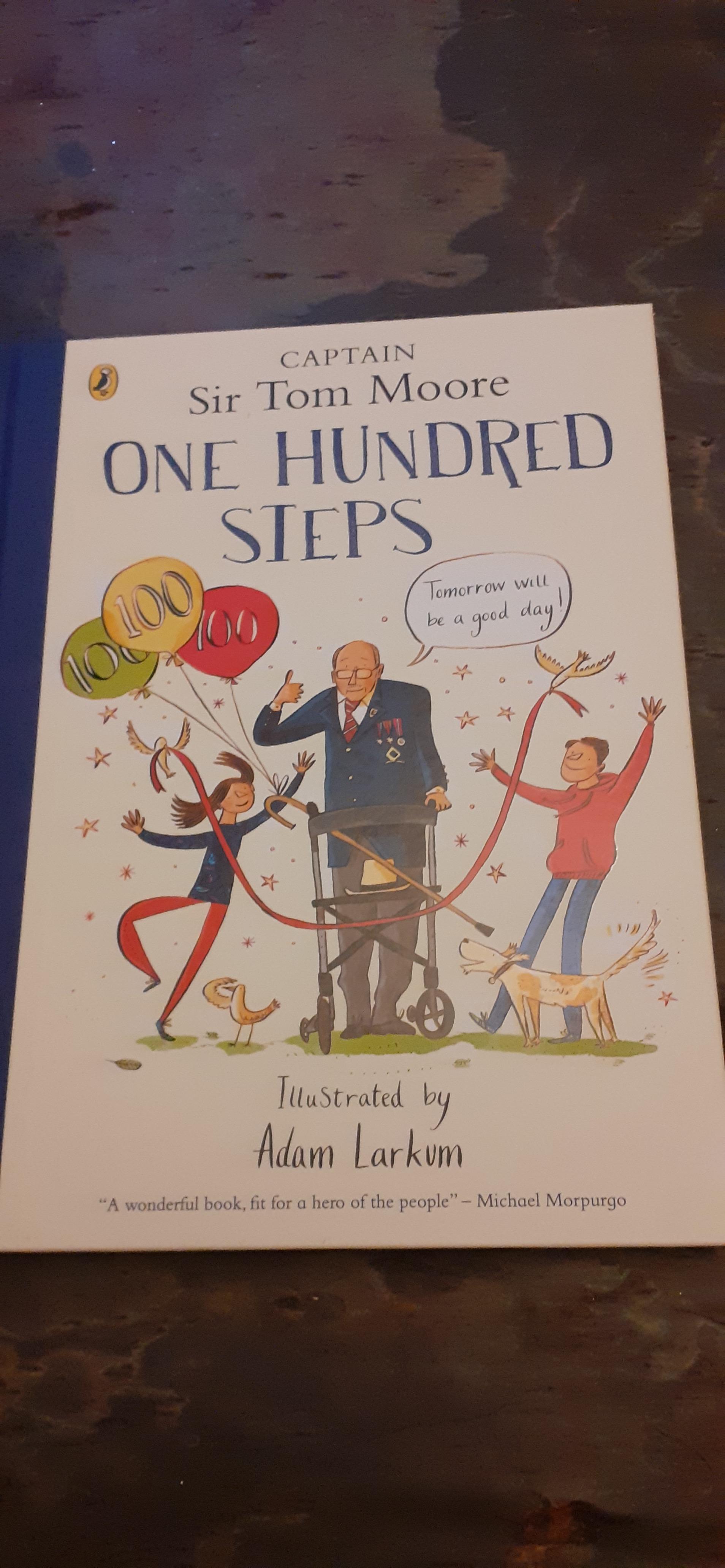 Sir Tom Moore One Hundred Steps book. in NG18 Woodhouse für 0,20 £ zum Verkauf | Shpock DE